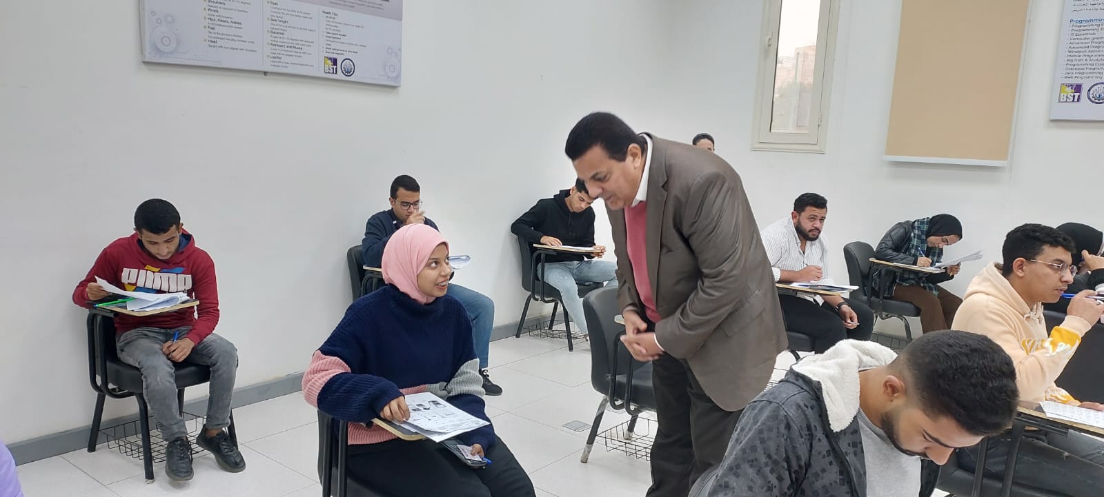 The President of Beni Suef Technological University inspects the ...